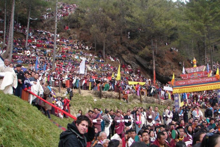 Remembering Thinley Norbu Rinpoche - The Chronicles of Chögyam Trungpa ...