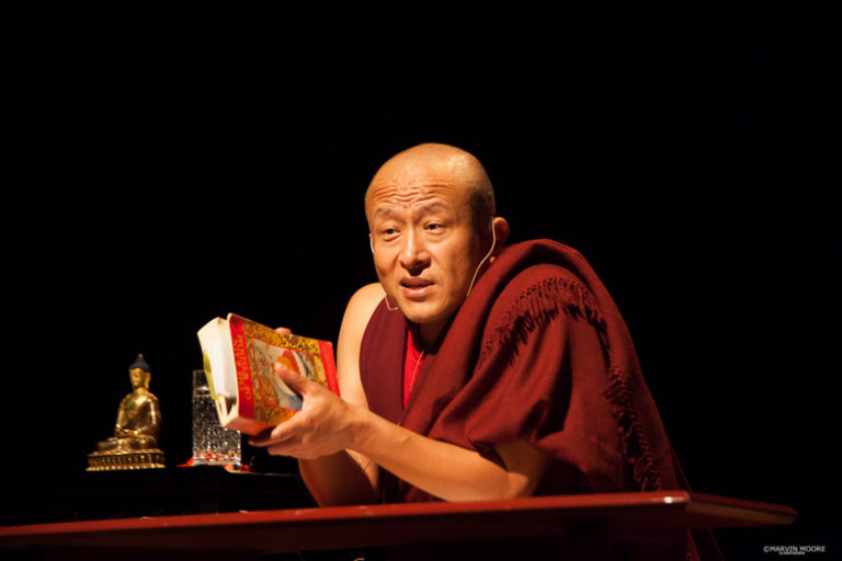 The Path of Guru Devotion - The Chronicles of Chögyam Trungpa Rinpoche